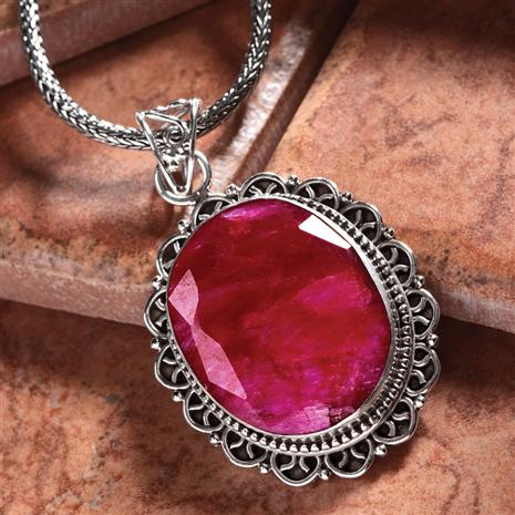 Oval Ruby Pendant | Twinti