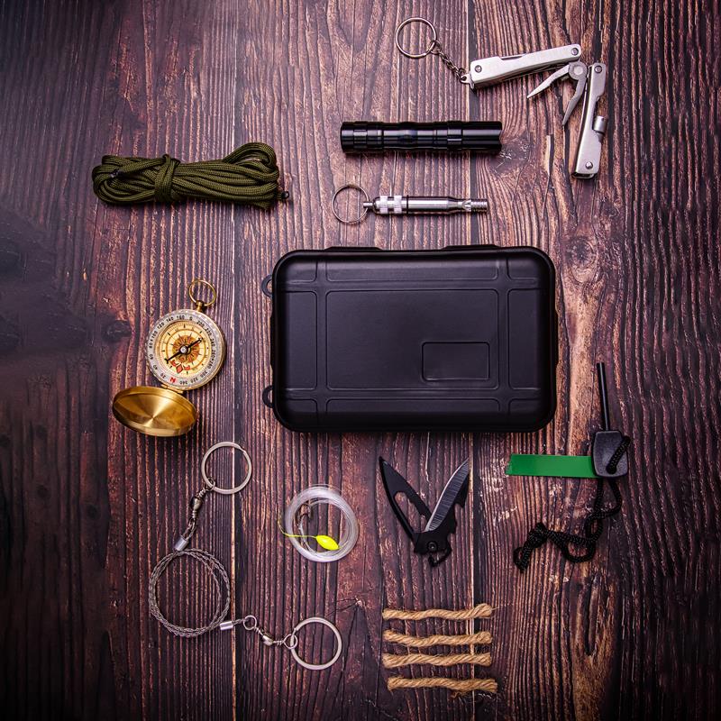 11-Piece Emergency Survival Kit